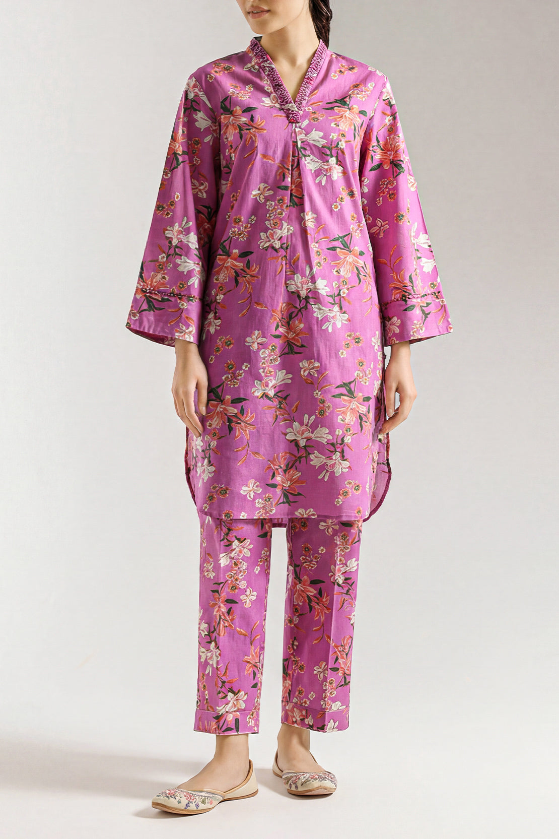 SAYA's Printed Strip Lawn Stitched For Mom And Daughter